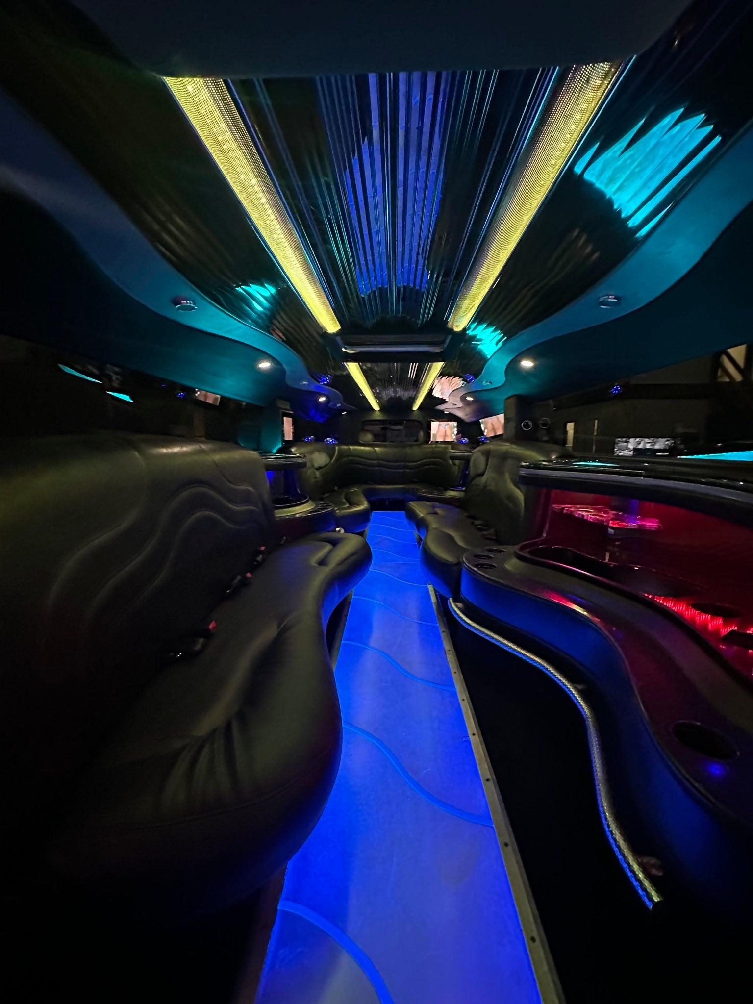 H2 Hummer Stretch Limousine - 16 Seater – Gold Coast Limousines